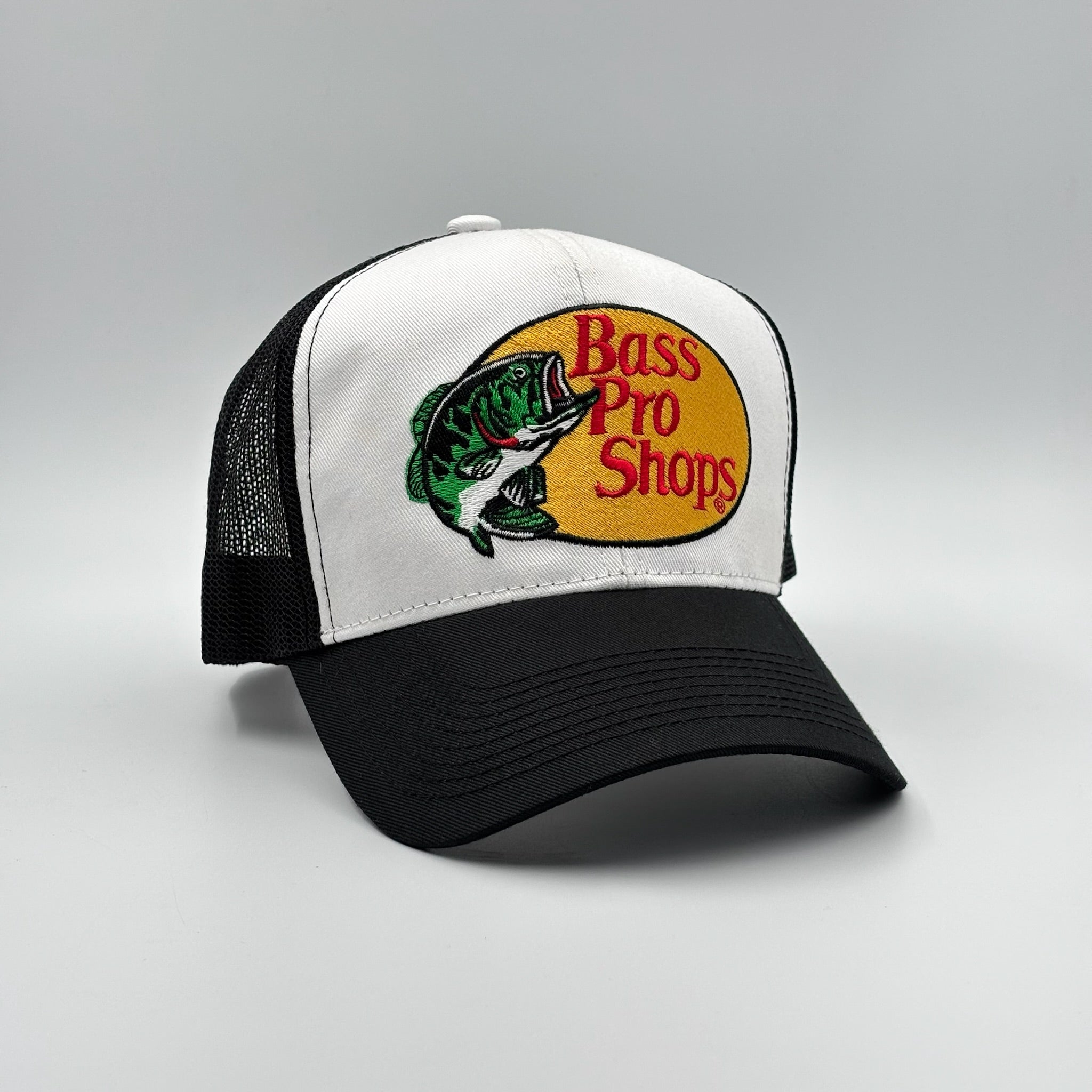 BASS PRO SHOPS BLACK/WHITE LOGO BORDADO – Foxer